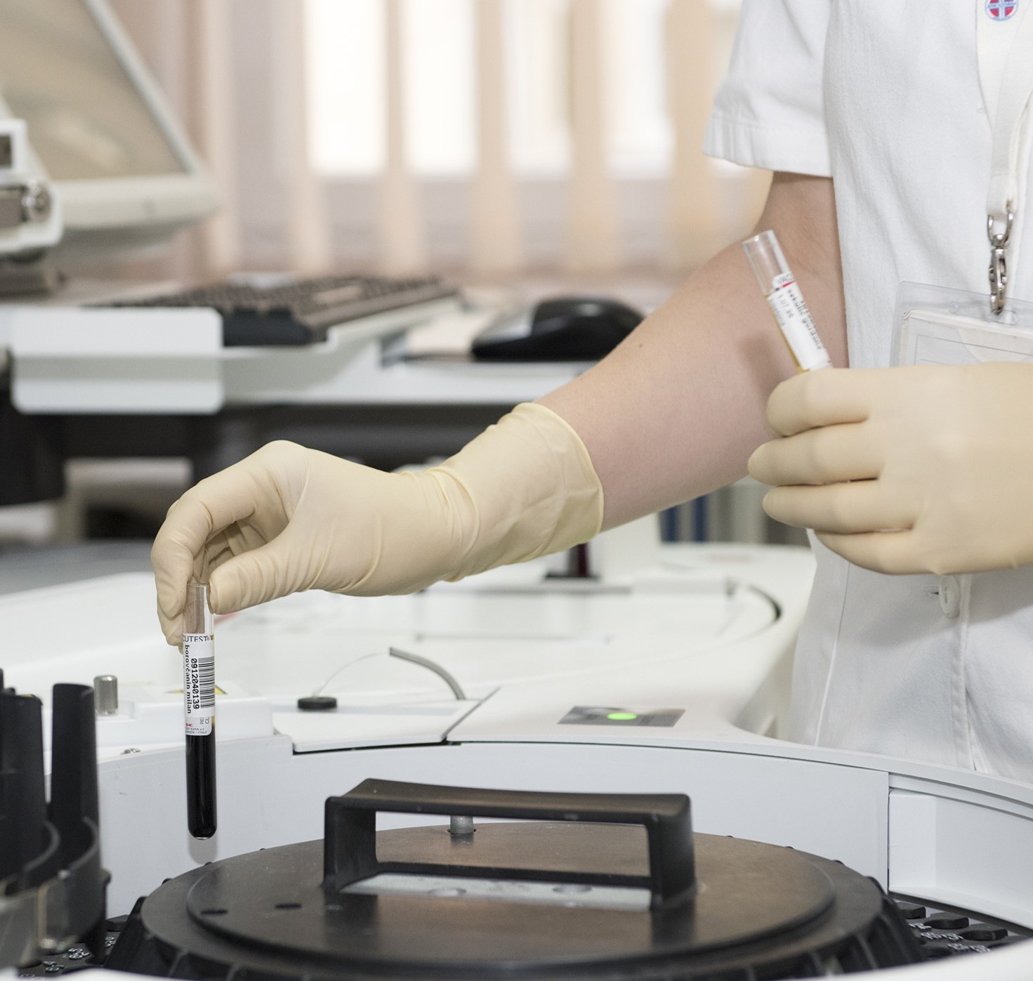 De-Extinction in Your Backyard Laboratory – ERIC DORFMAN